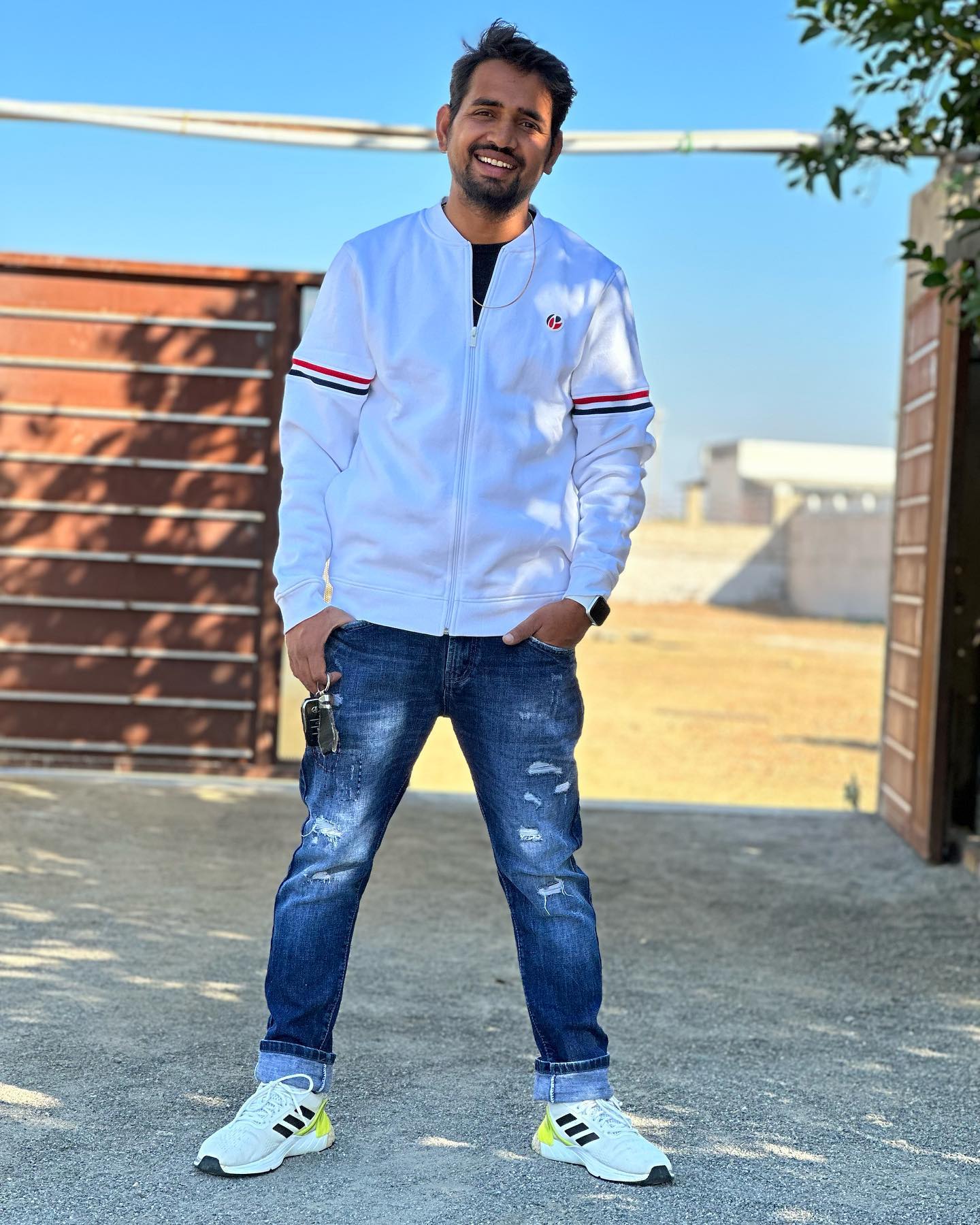 Dilraj Singh Rawat Net Worth, Family, Age, Wiki & More - whatAinfo.in